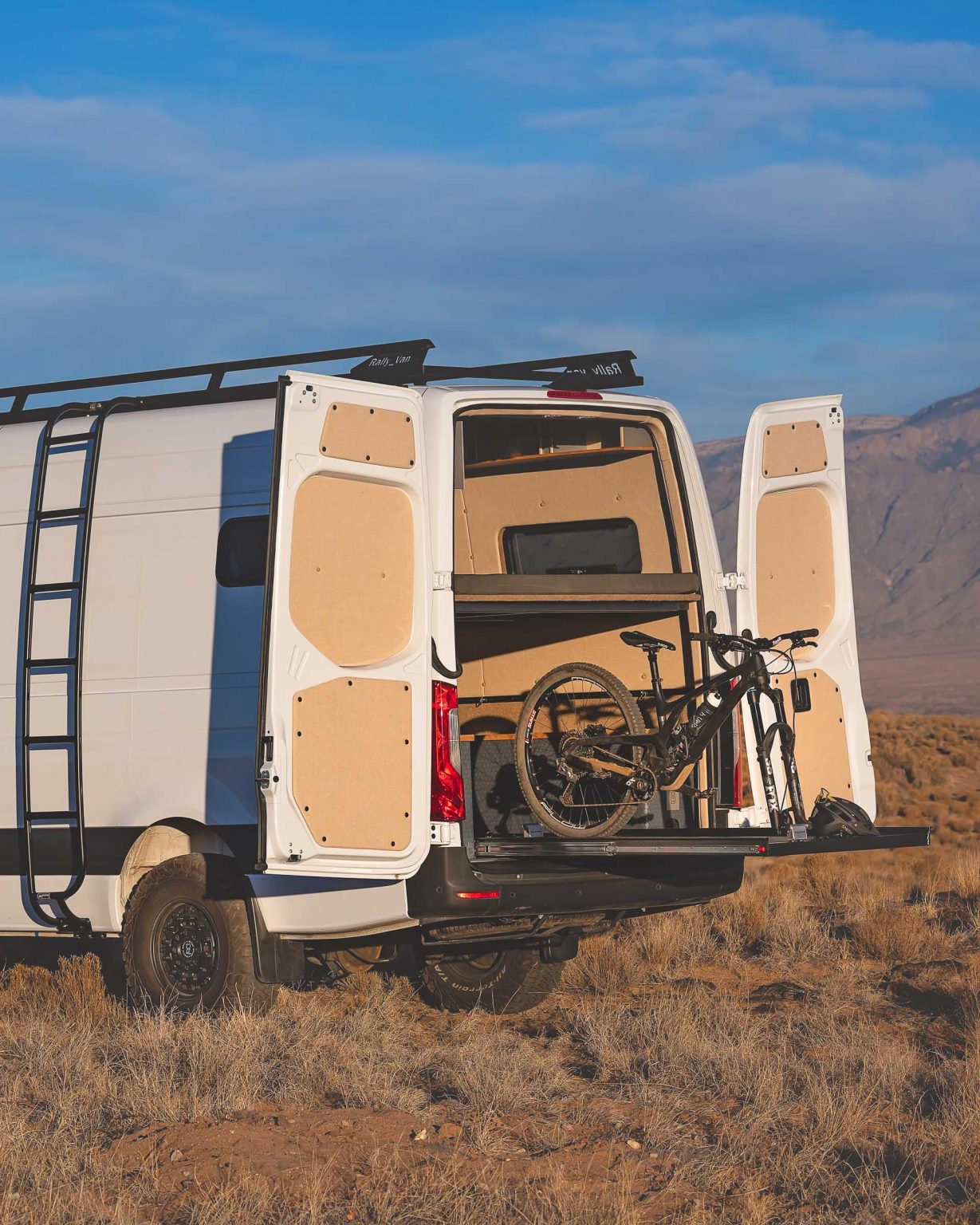 Après – Rally Van LLC